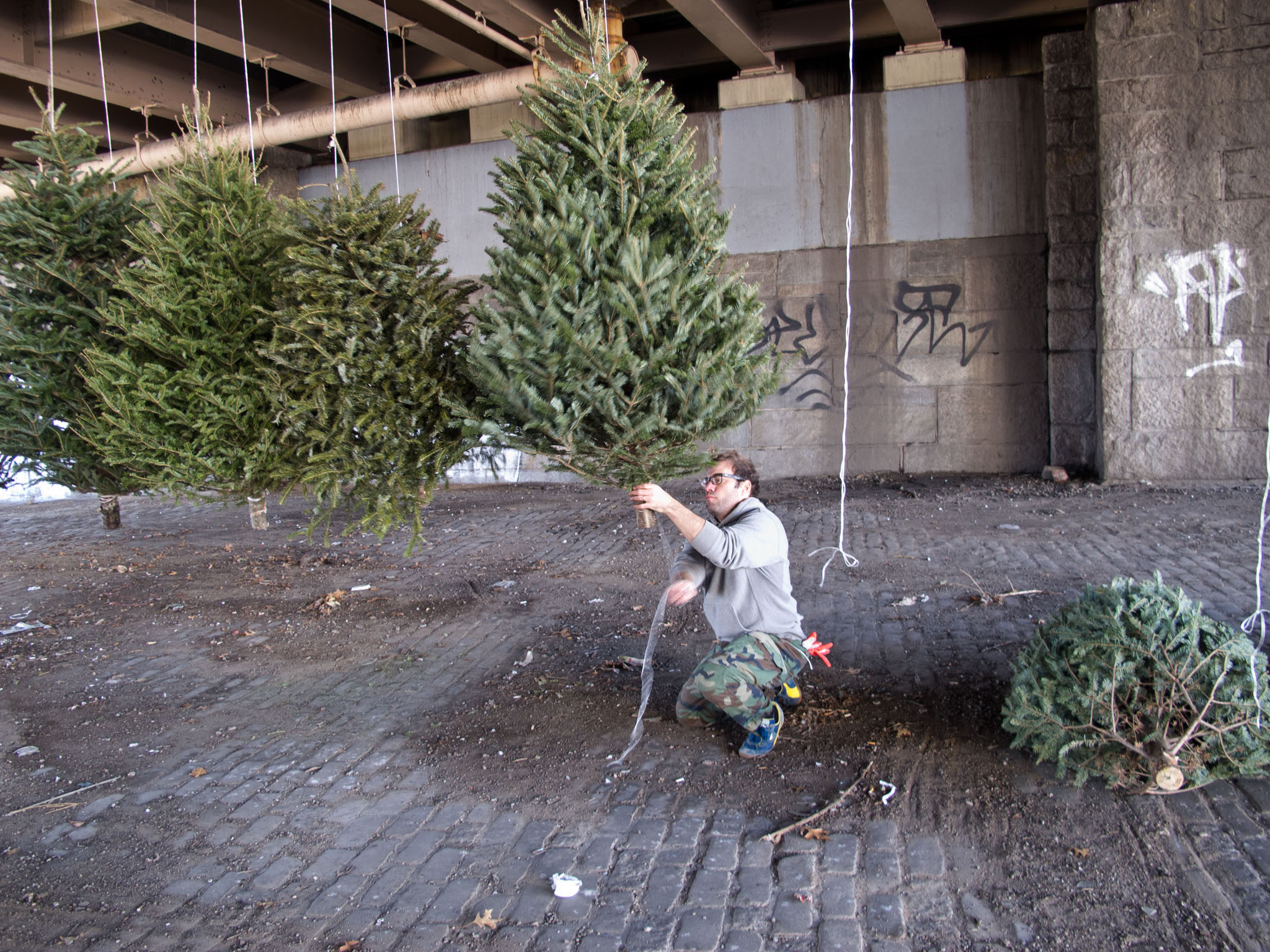 Michael Neff’s Suspended Forest 2016 – Art in Odd Places